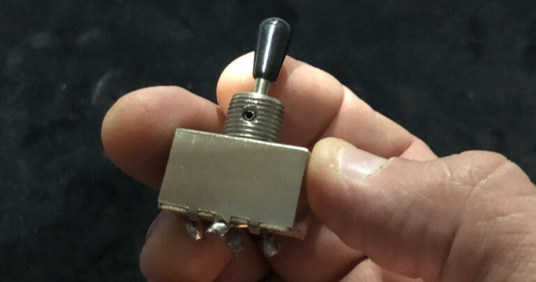 What Does a Pickup Selector Do? - Custom Guitar Builder